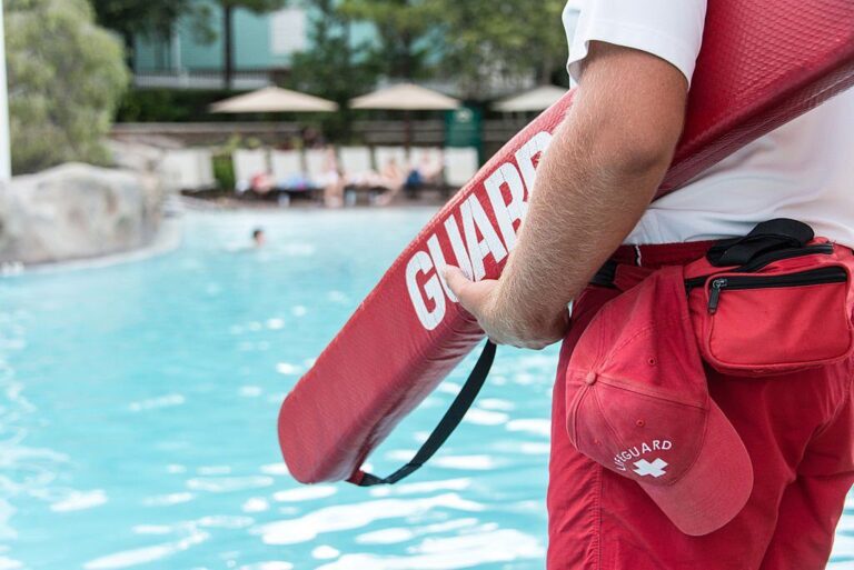 The Importance of Swimming & Lifeguard Training for a Child