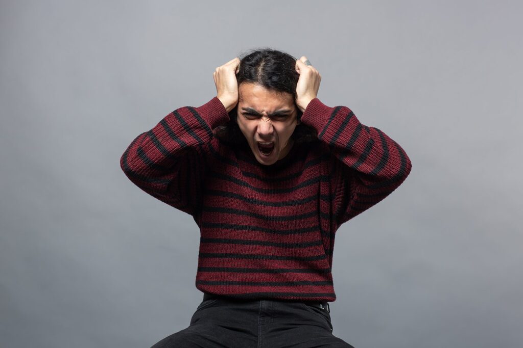 How to Tackle Sudden Anger Bursts? 5 Ways to Become Happier